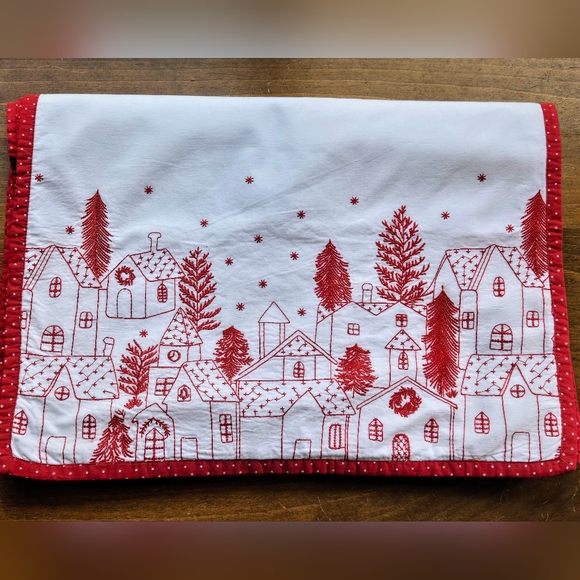 Pottery Barn | Holiday | Pottery Barn Embroidered Christmas Table ...